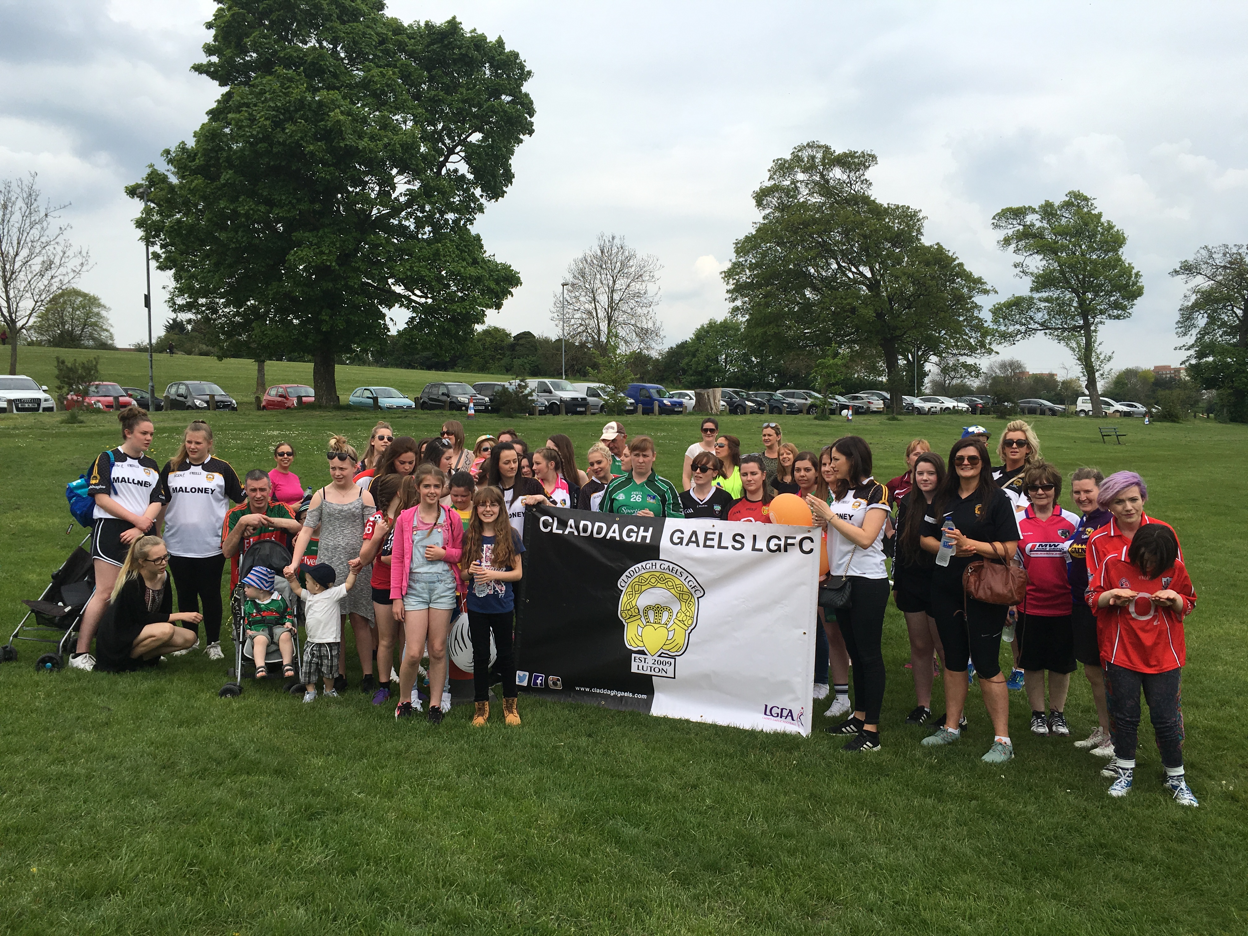 Hertfordshire GAA - News - Claddagh Gaels £2,500 donation to L&D ...