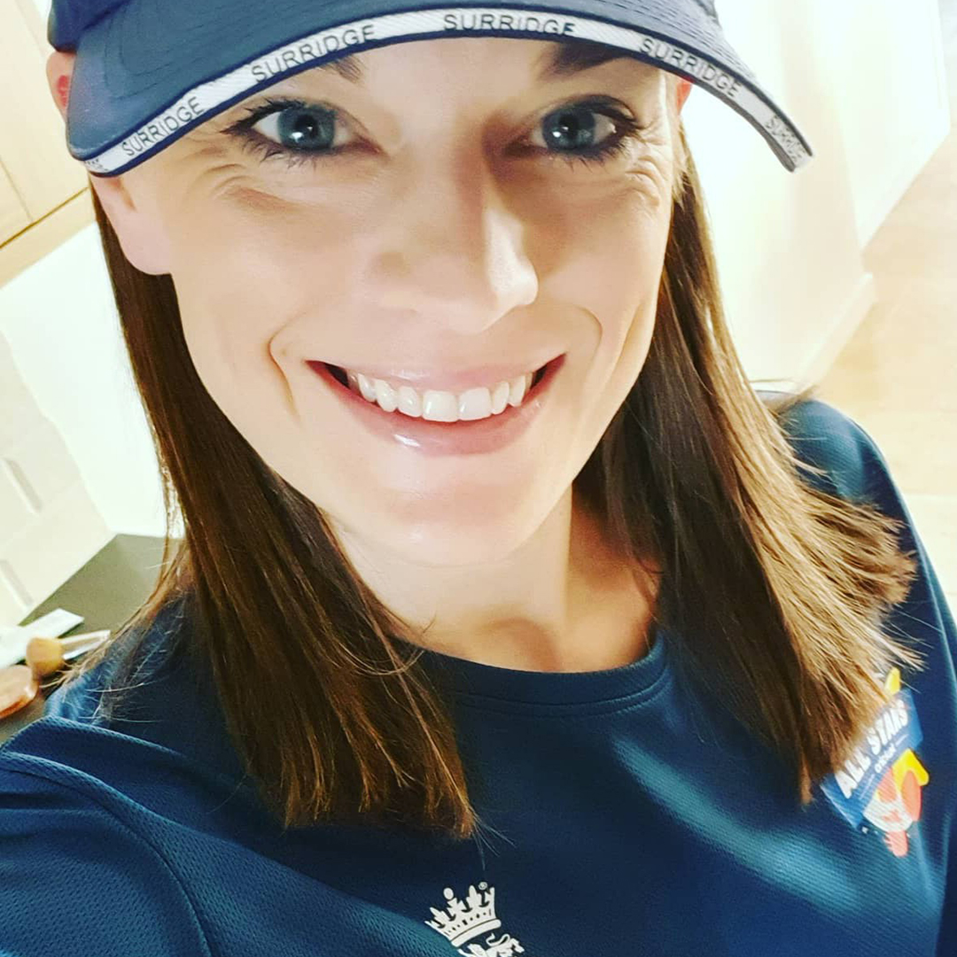 Lisa Pitt's Instagram, Twitter & Facebook on IDCrawl