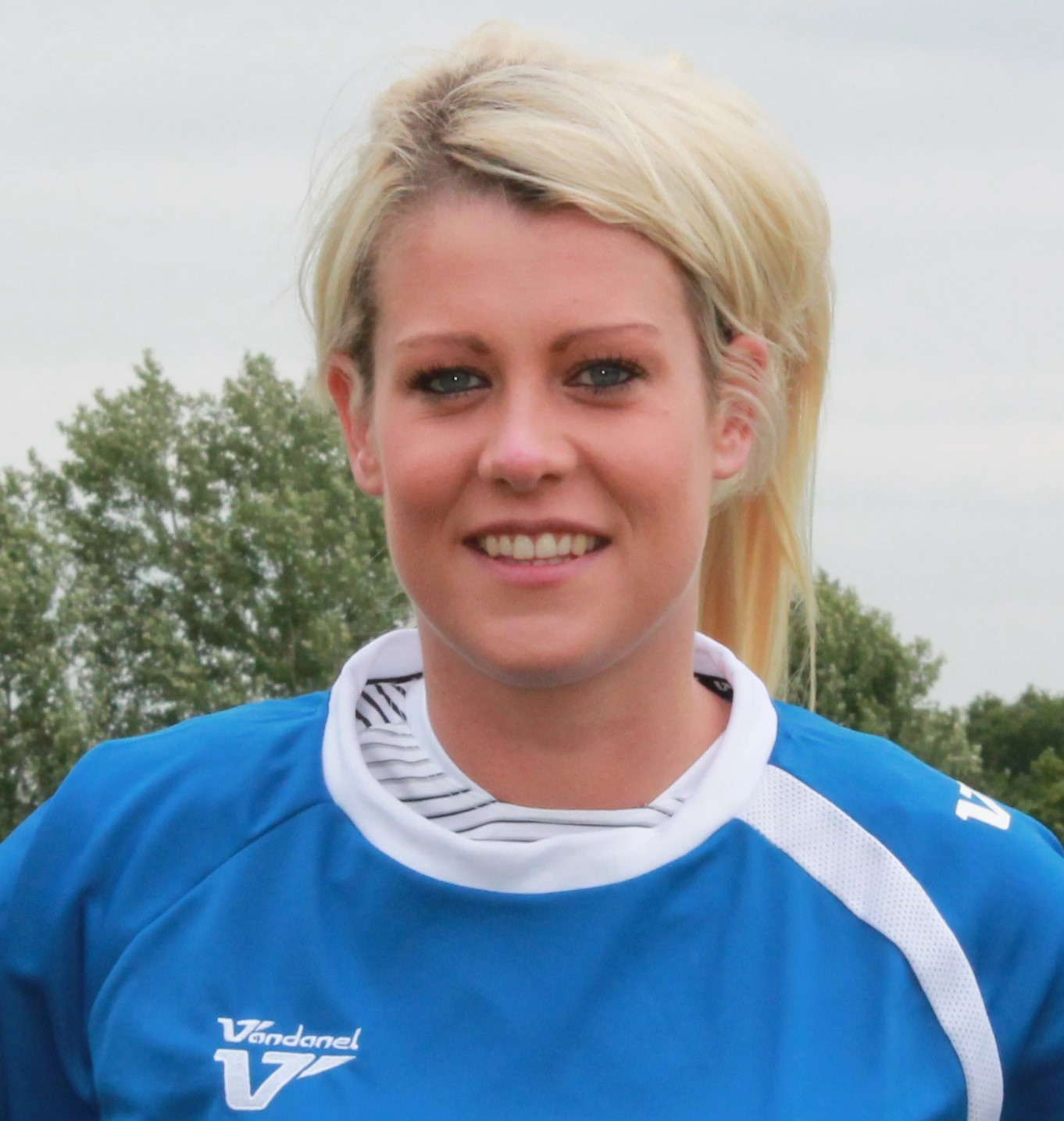 Alix Newton's Instagram, Twitter & Facebook on IDCrawl