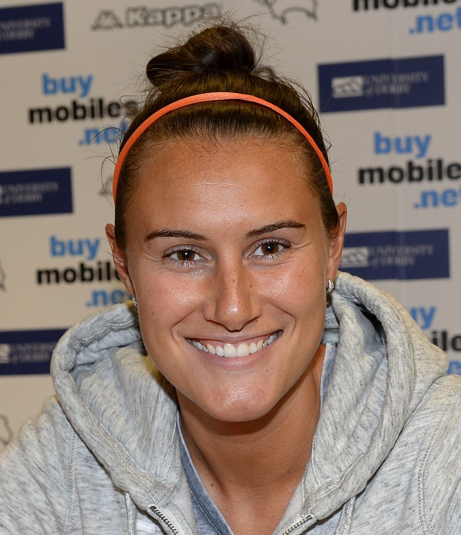 Aimee Perry's Instagram, Twitter & Facebook on IDCrawl